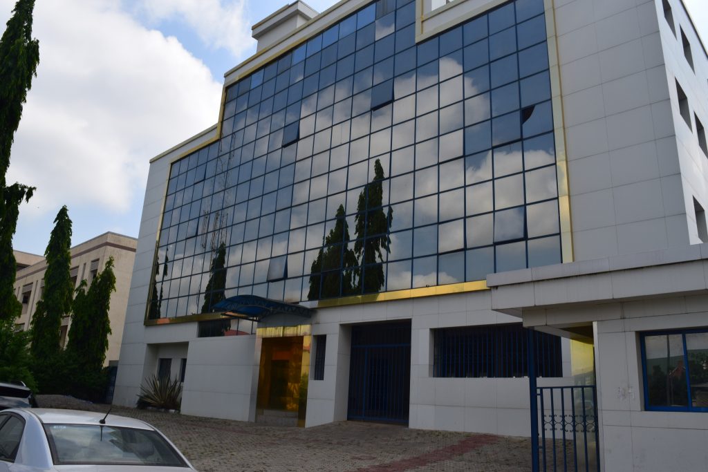 Spacious and well built Shoping Complex For Sale - The MLS Properties